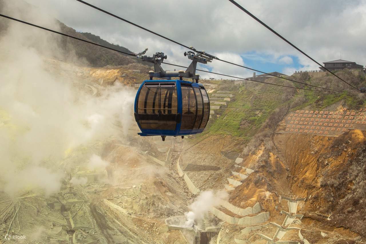 [Mount Fuji, Hakone, Kamakura, and Enoshima Day Trip] Pirate Ship ...
